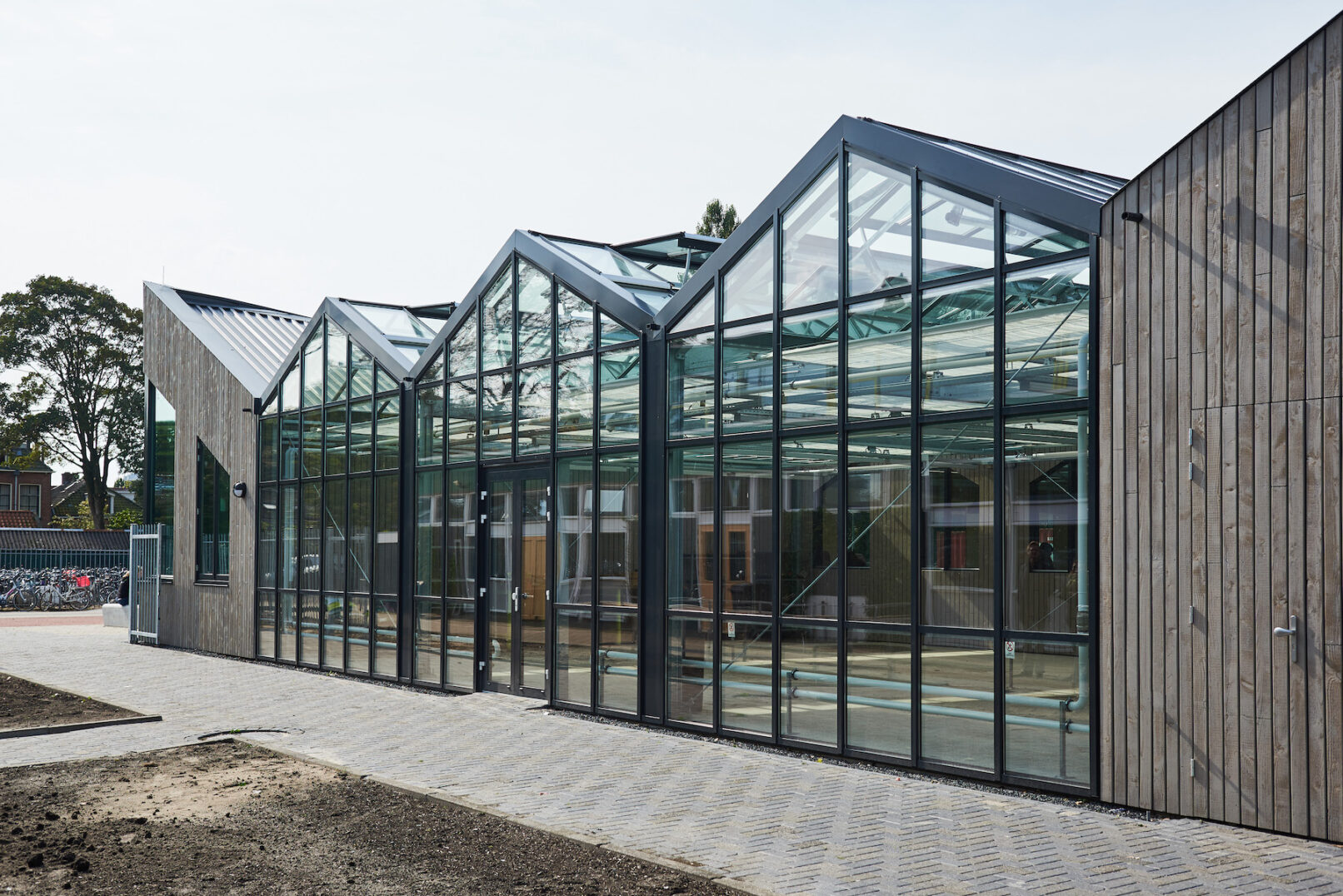 Entree Aeres MBO Leeuwarden - Achterbosch Architecten